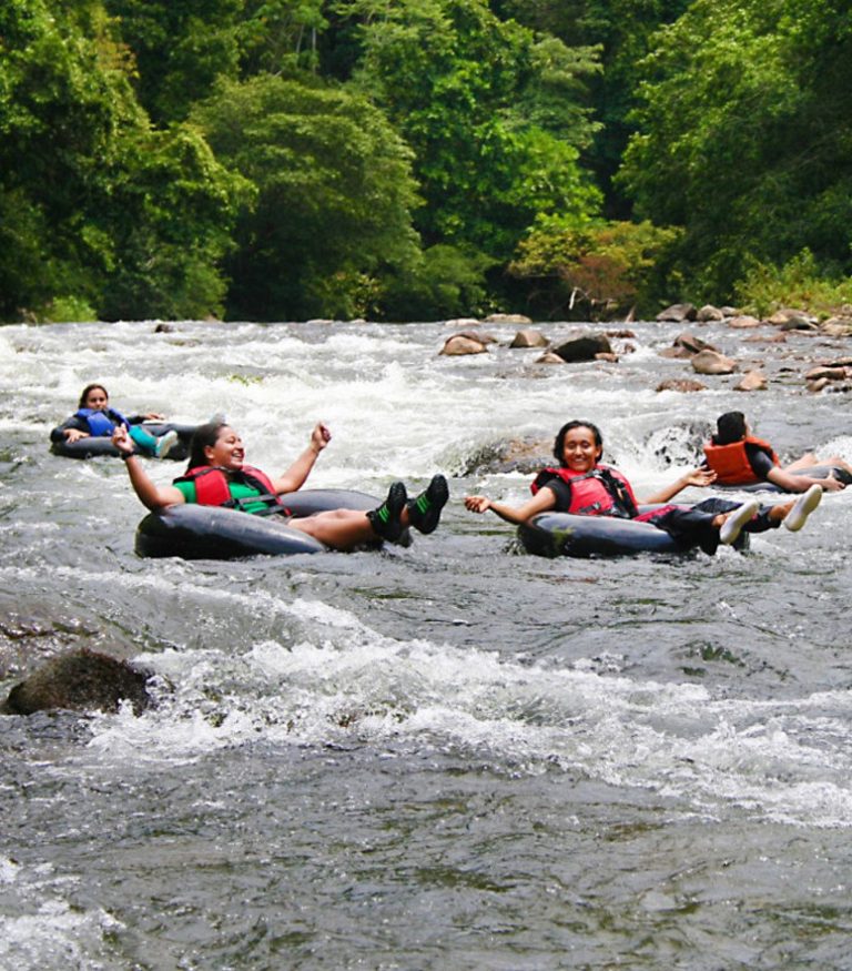 Tubbing en el Río Palomino – Kaira Resort